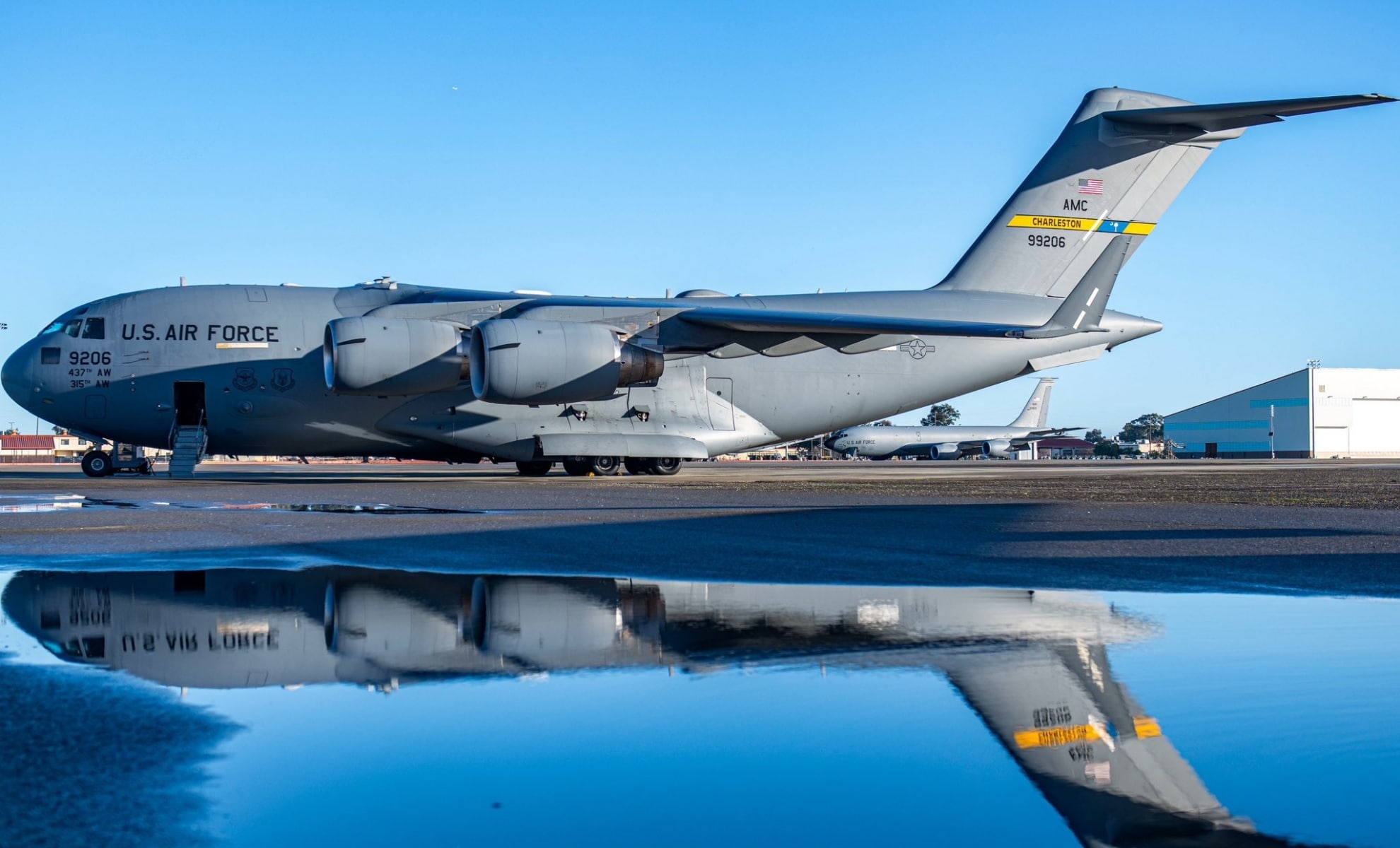The C-17 Globemaster III: The Ultimate Aircraft That Can Land Where ...